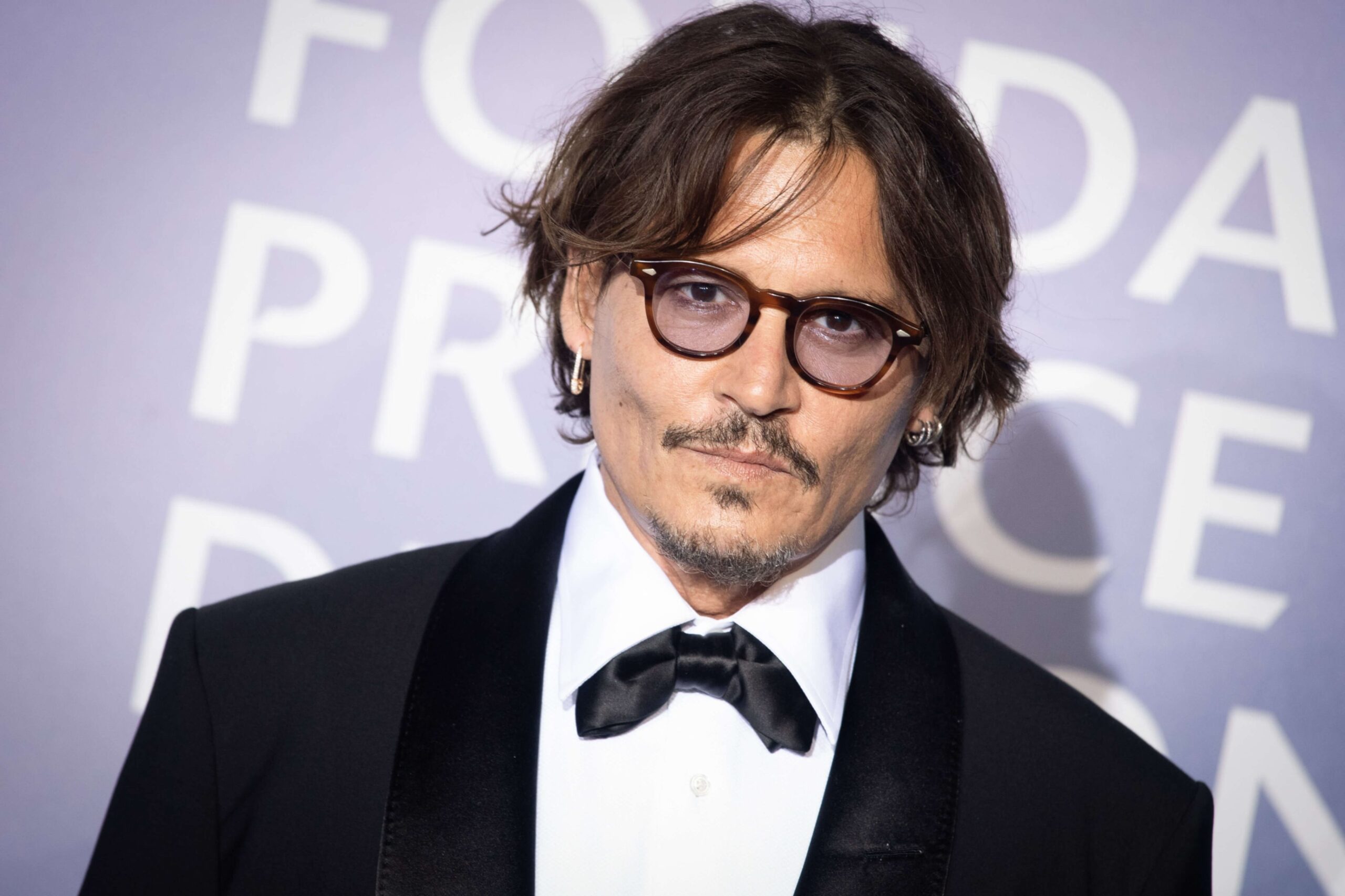 Johnny Depp’s Heroic Act: A Heartfelt Rescue for 47 Dogs - USA HOTNEWS °¹°